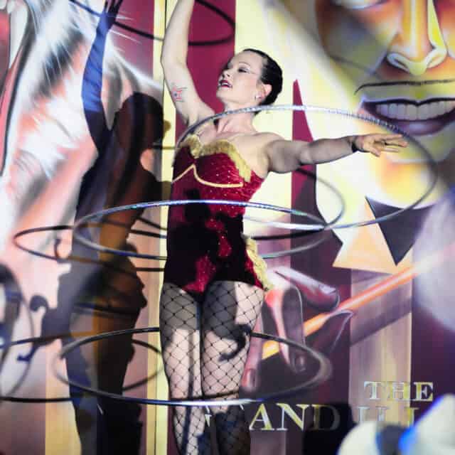 Specialty Acts - AerialAngels